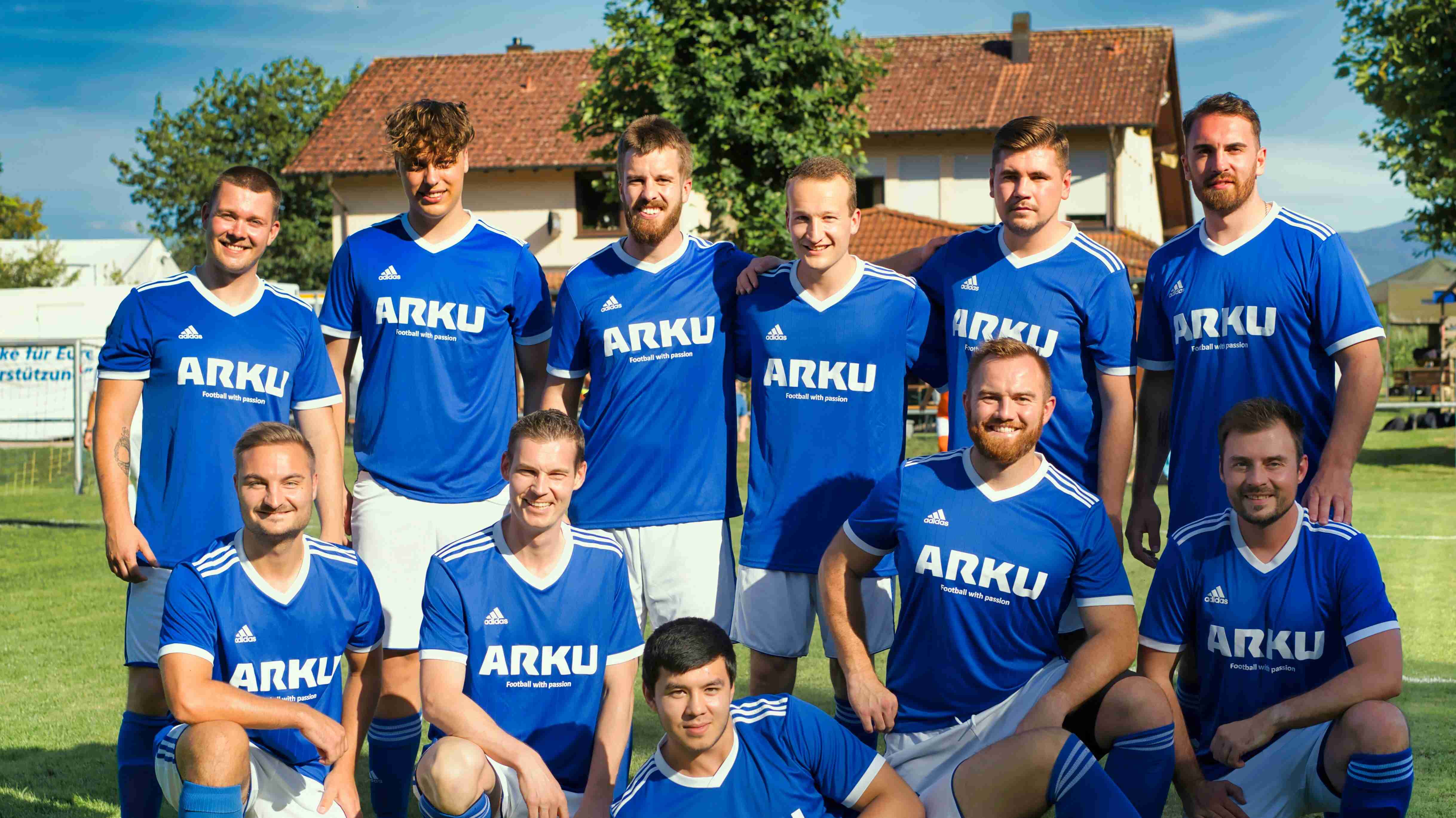 El equipo de fútbol de ARKU se destaca en el torneo de empresas SV Ulm