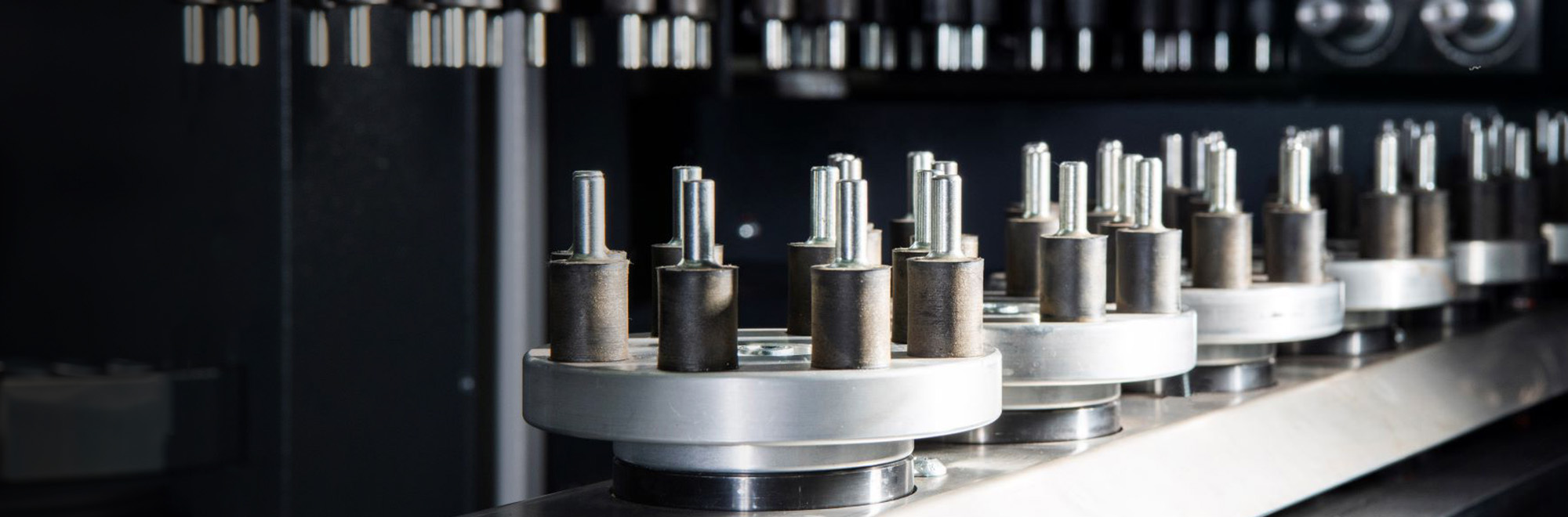 Deslagging Machine For Plasma & Flame Cut Parts | ARKU Inc.
