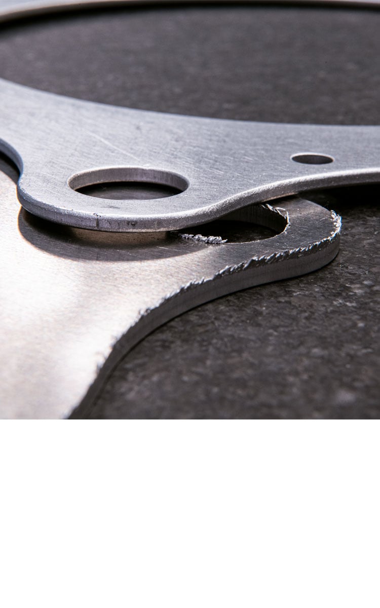 Ébavurage des tôles et plaques |Techniques et machines modernes | ARKU