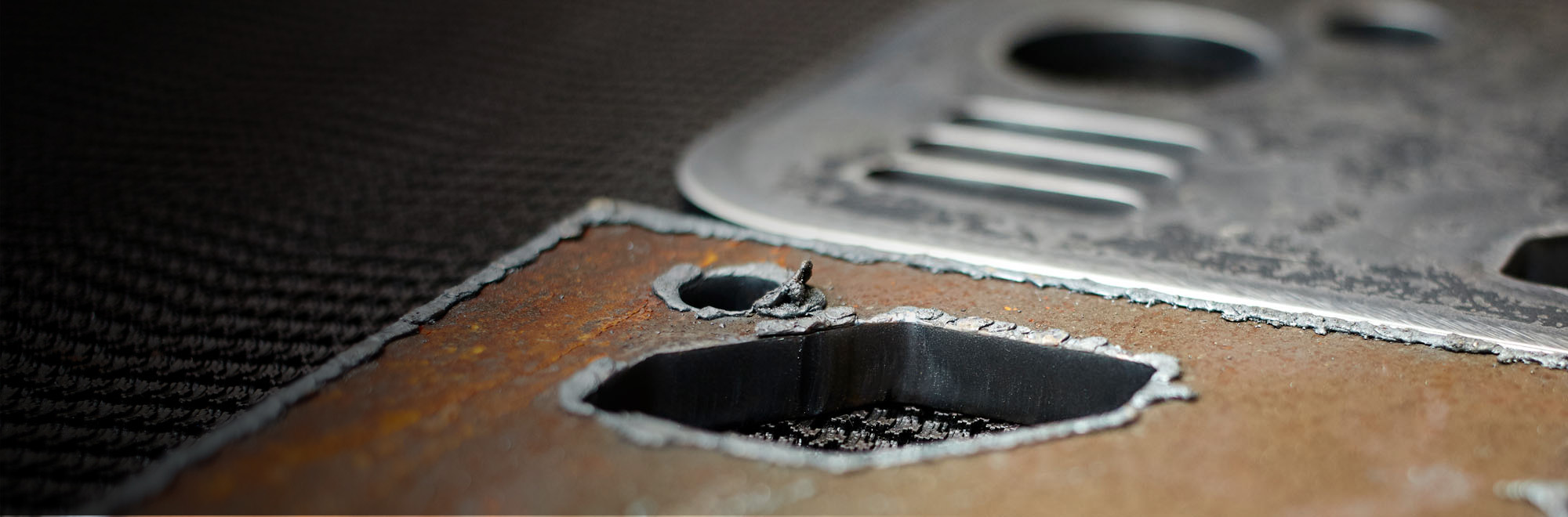 Heavy Plate Slag Removal Equipment - Thermal Cut Deslag | ARKU Inc.