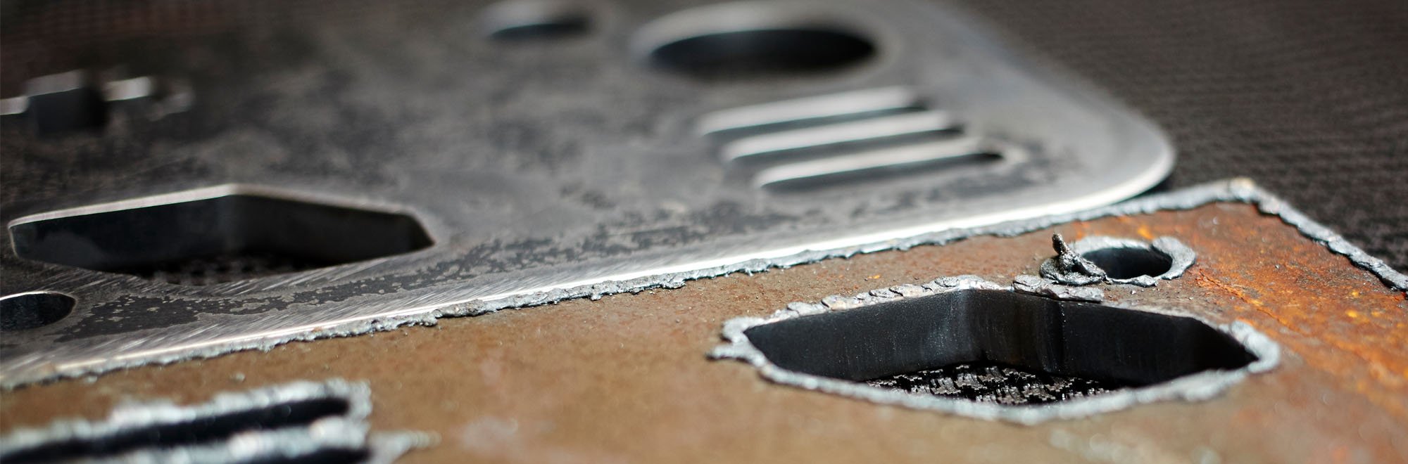 Heavy Plate Slag Removal Equipment - Thermal Cut Deslag | ARKU Inc.