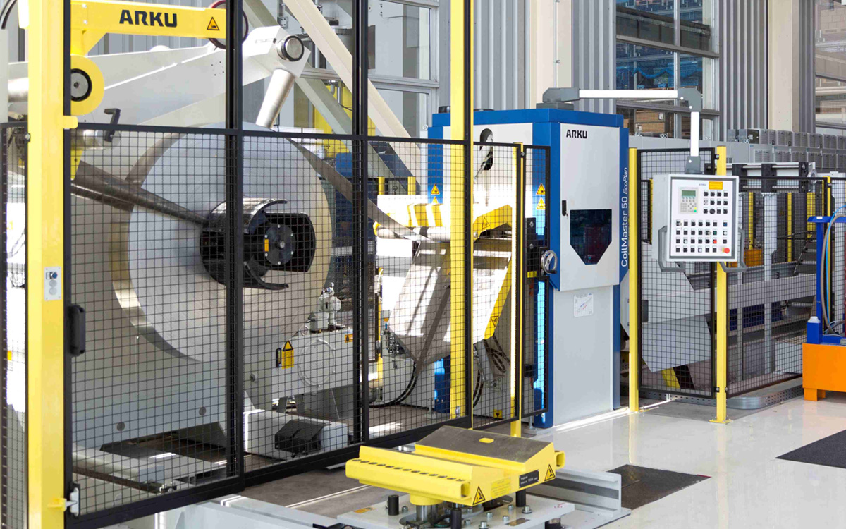 Líneas de avance para la alimentación de prensas | ARKU