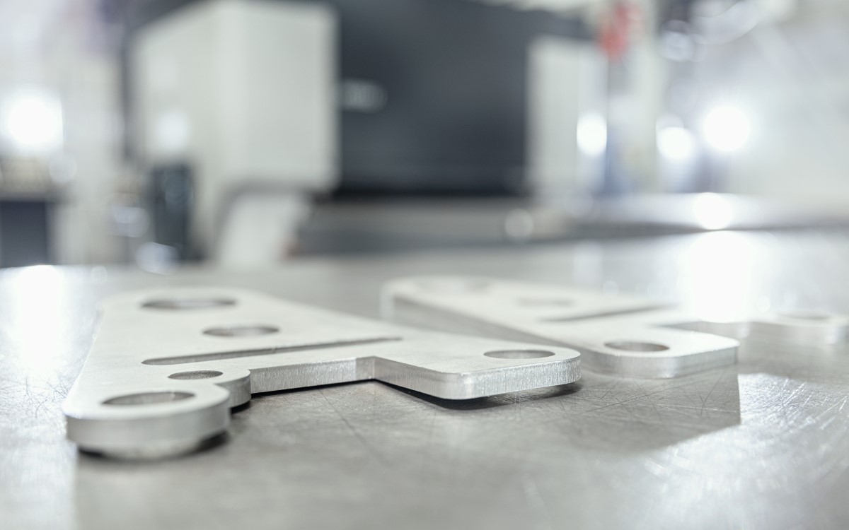 How to Flatten Metal & Level Steel
